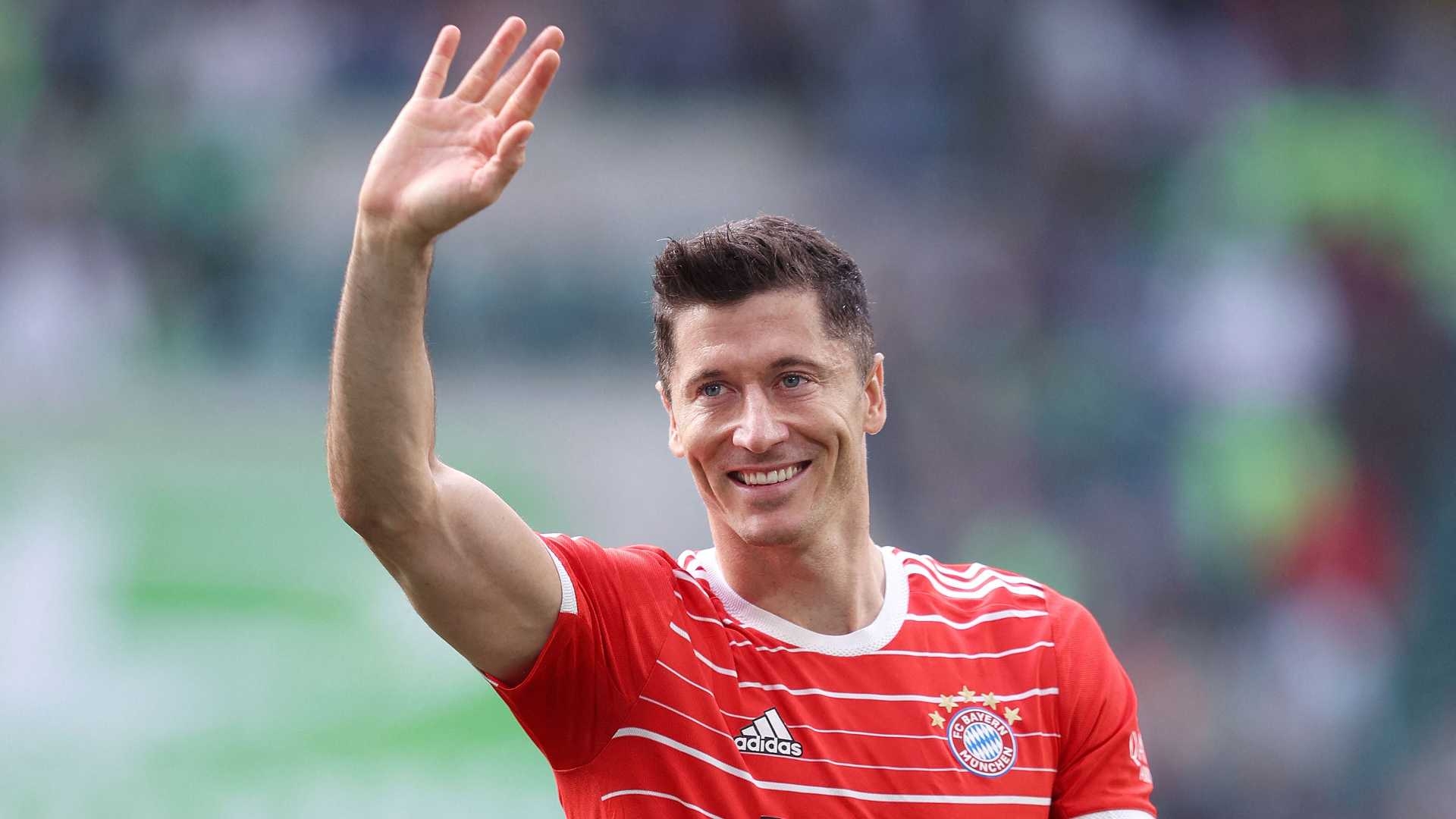 Jonathan Wilson, The Guardian'a yazdı: "Robert Lewandowski daha iyi bir ...