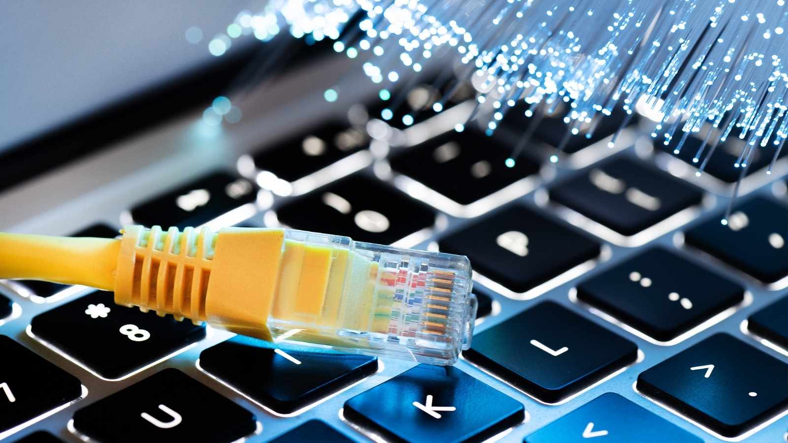 Atıf Ünaldı ile Netizen (363): Türkiye’nin fiberdeki içler acısı durumu ...