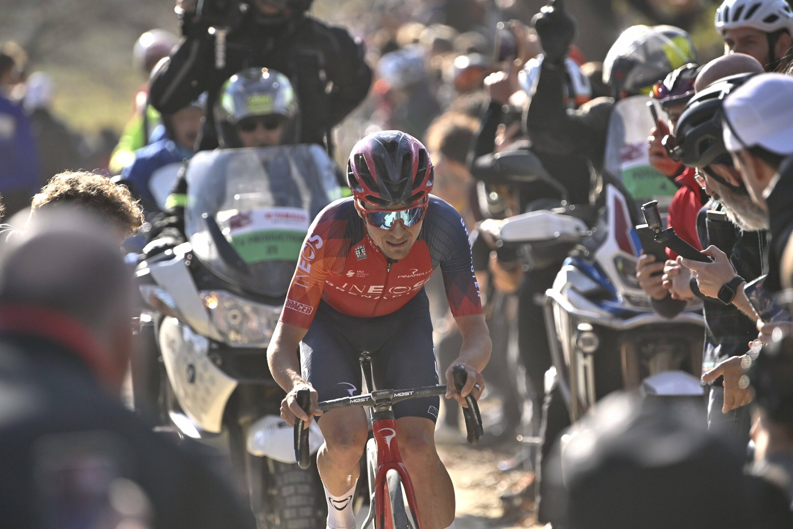 Strade Bianche 2023'te şampiyon Tom Pidcock - Medyascope