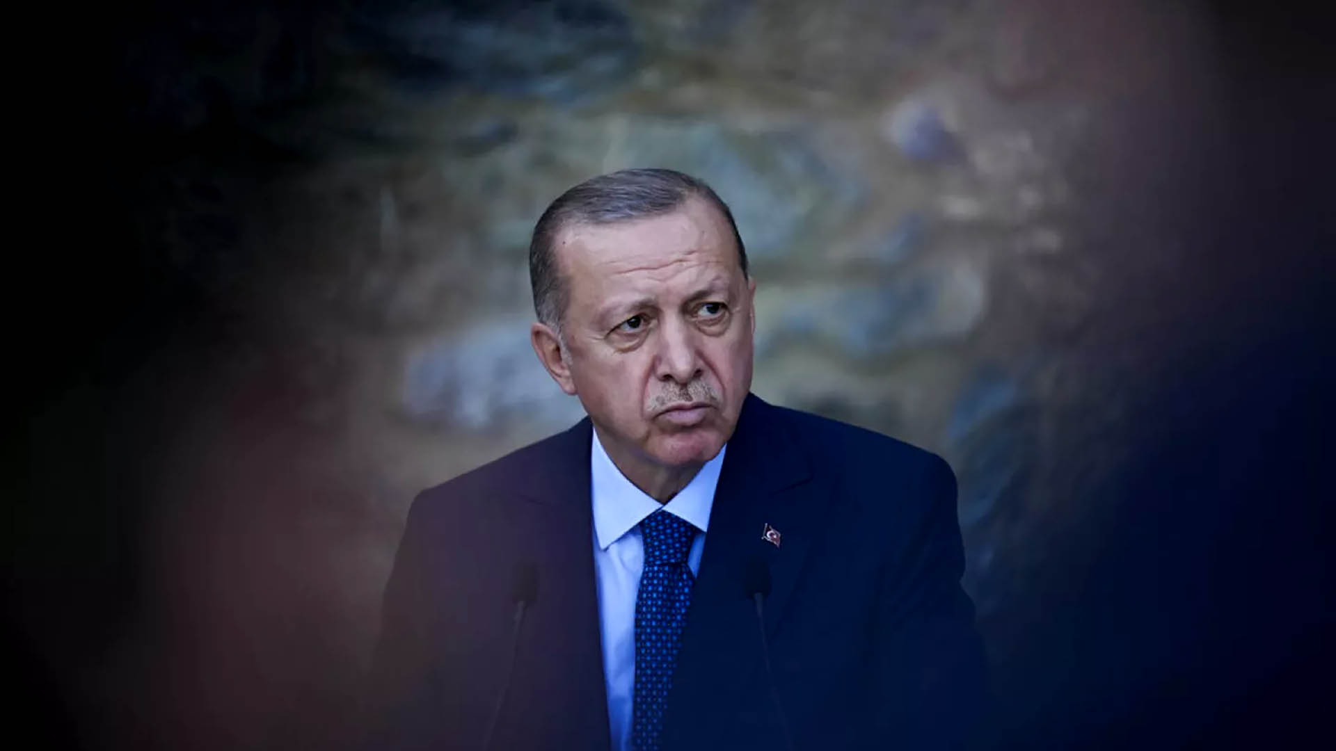 Erdoğan: "Sonuçlar resmi olarak neticelenene kadar sandıkların başından ...