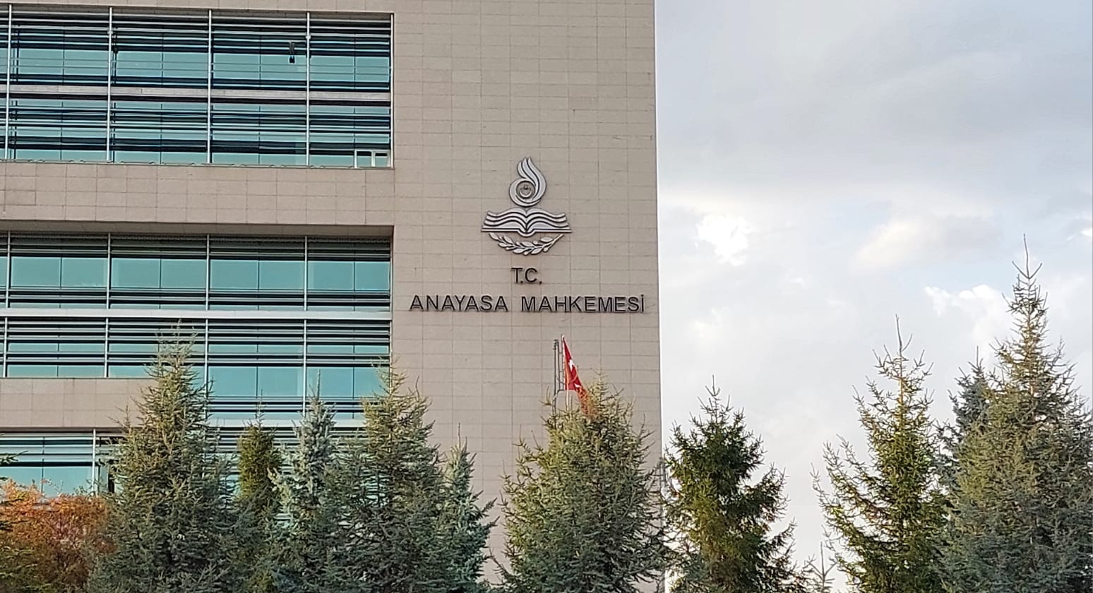 Yargıtay-AYM krizi | Eski AYM Başkanı Mustafa Bumin: "AYM Yüce Divan ...