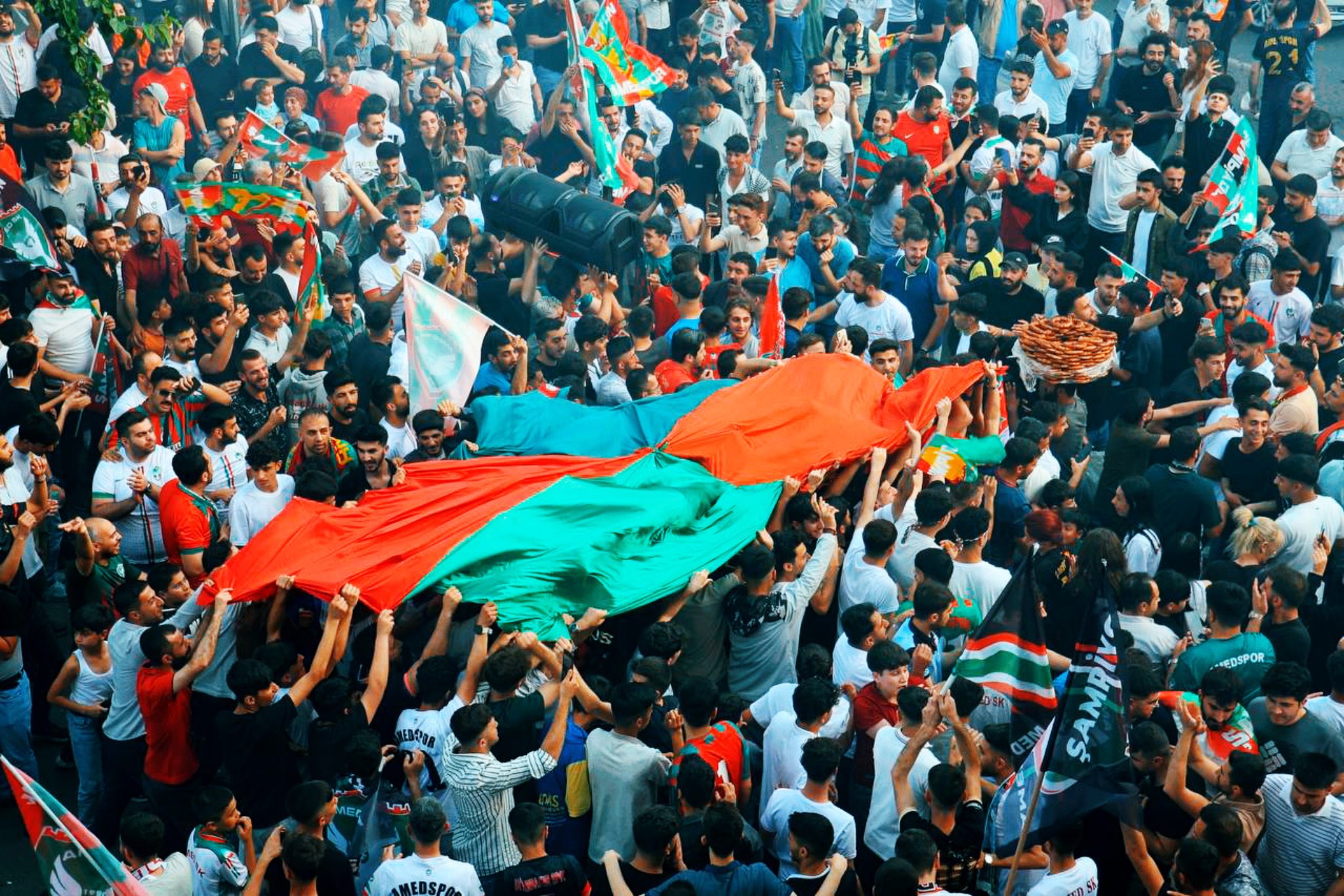 Ferit Aslan'ın izlenimi: 1550 kilometre uzaktaki ilçeyi Diyarbakır’a ...