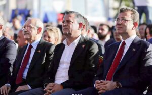 Cankurtaran simidi: Kılıçdaroğlu'nun iddianame açıklaması (Video ...